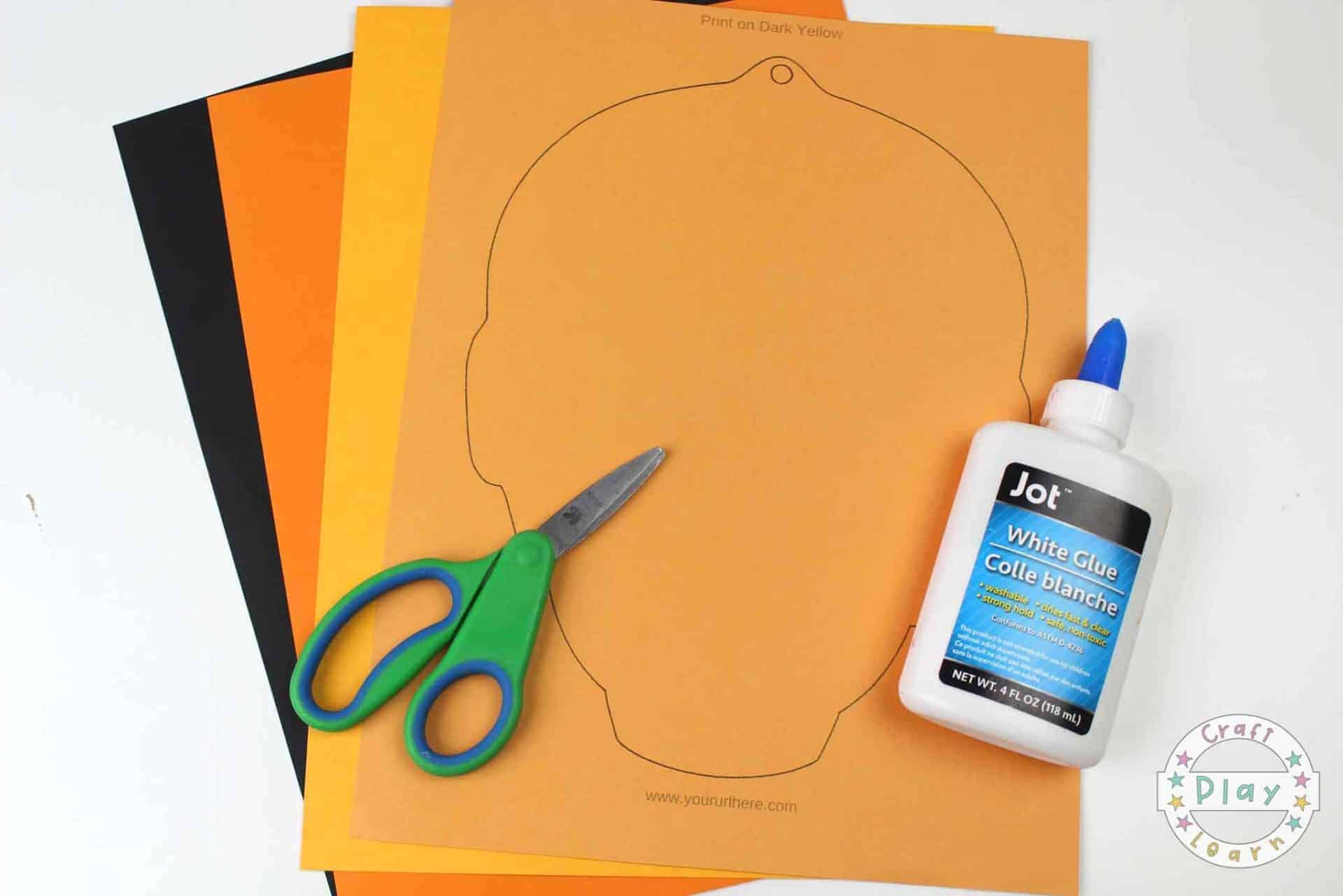 DIY Star Wars Crafts: C3P0 With Free Template - Craft Play Learn