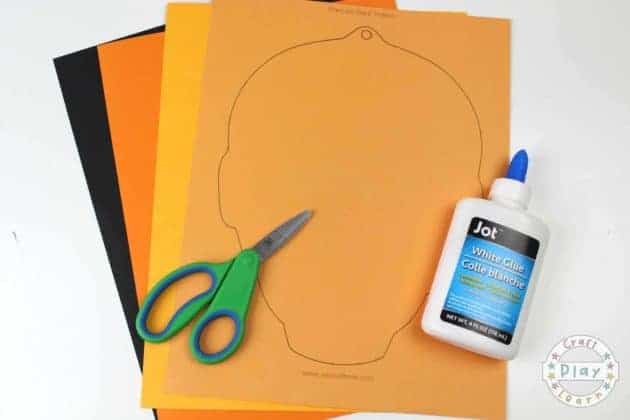 DIY Star Wars Crafts: C3P0 With Free Template - Craft Play Learn