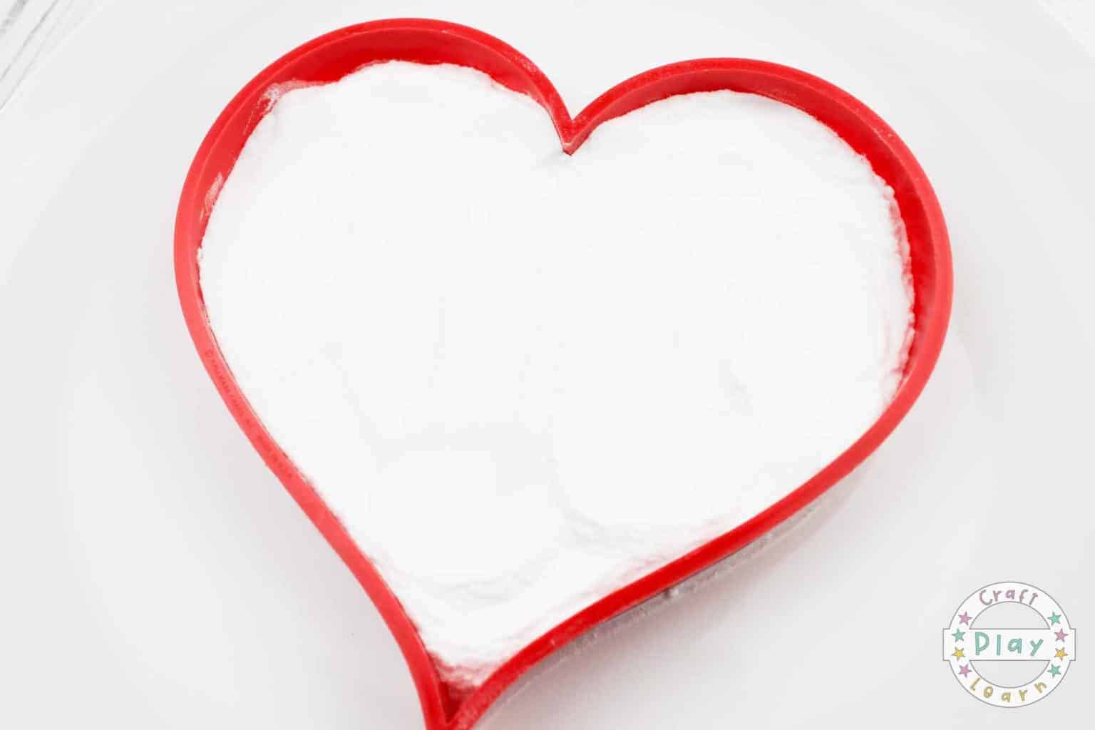 Valentine’s Day Experiment: Heart Baking Soda Experiment