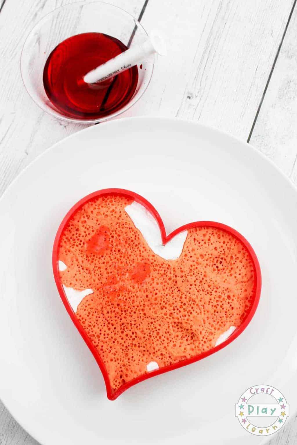 Valentine’s Day Experiment: Heart Baking Soda Experiment