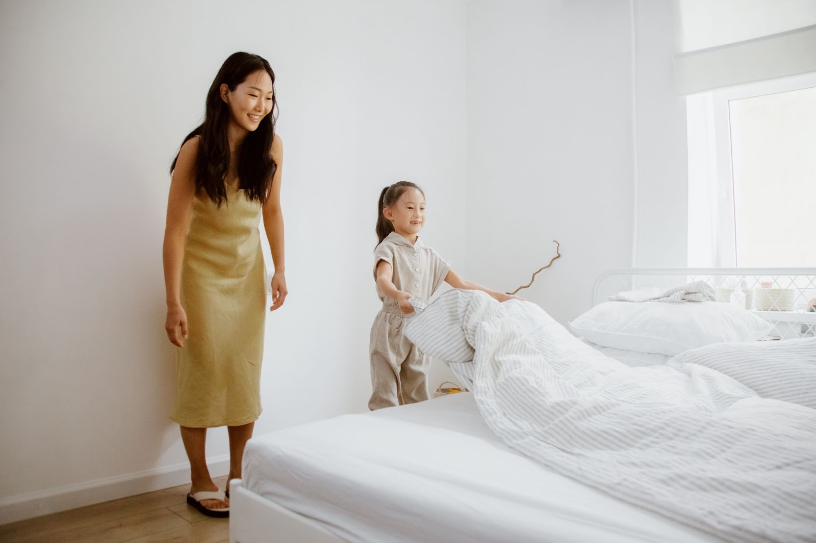 How To Ensure Your Kids Help Around The House - Craft Play Learn