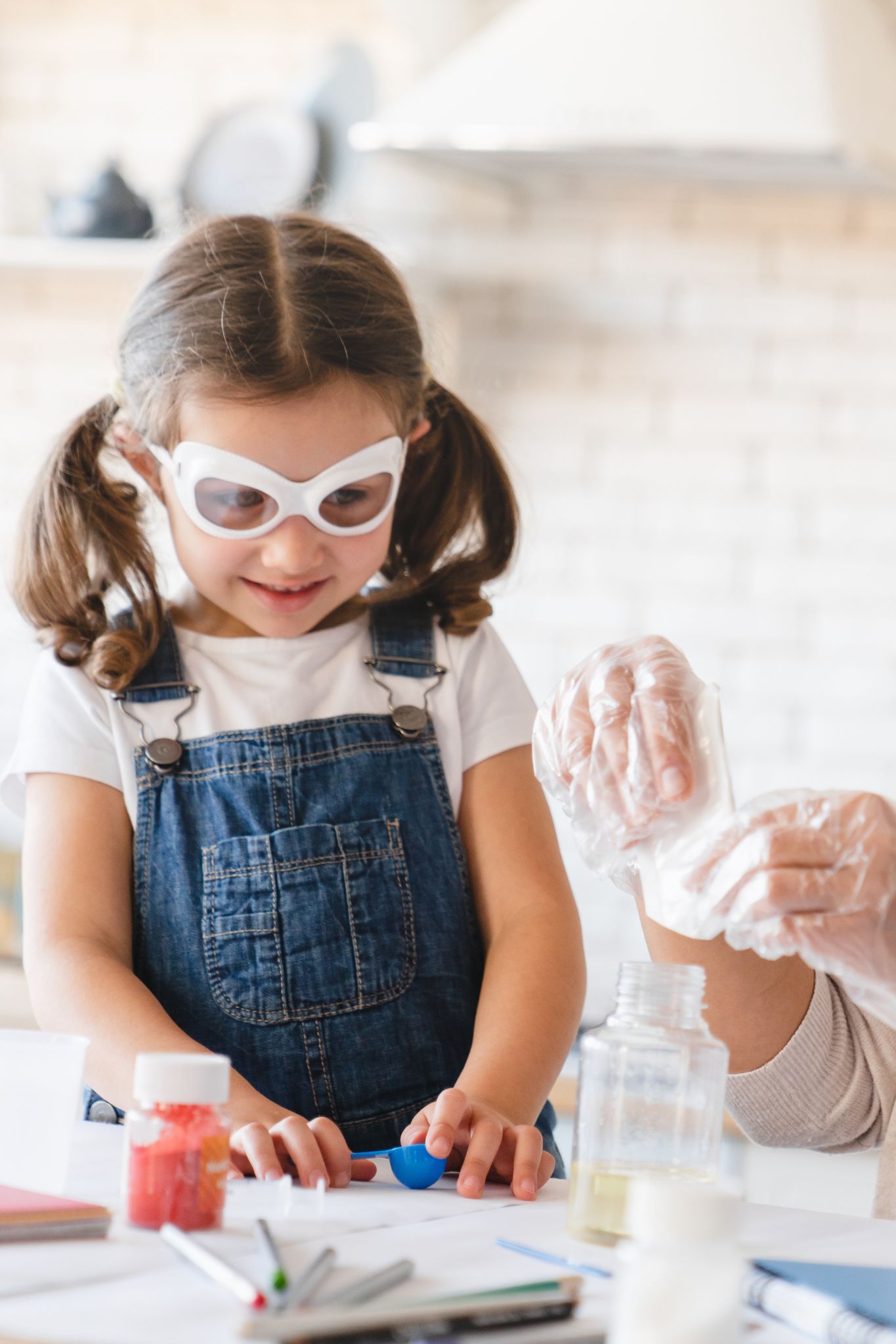 Fun Experiments To Try With Your Kids at Home