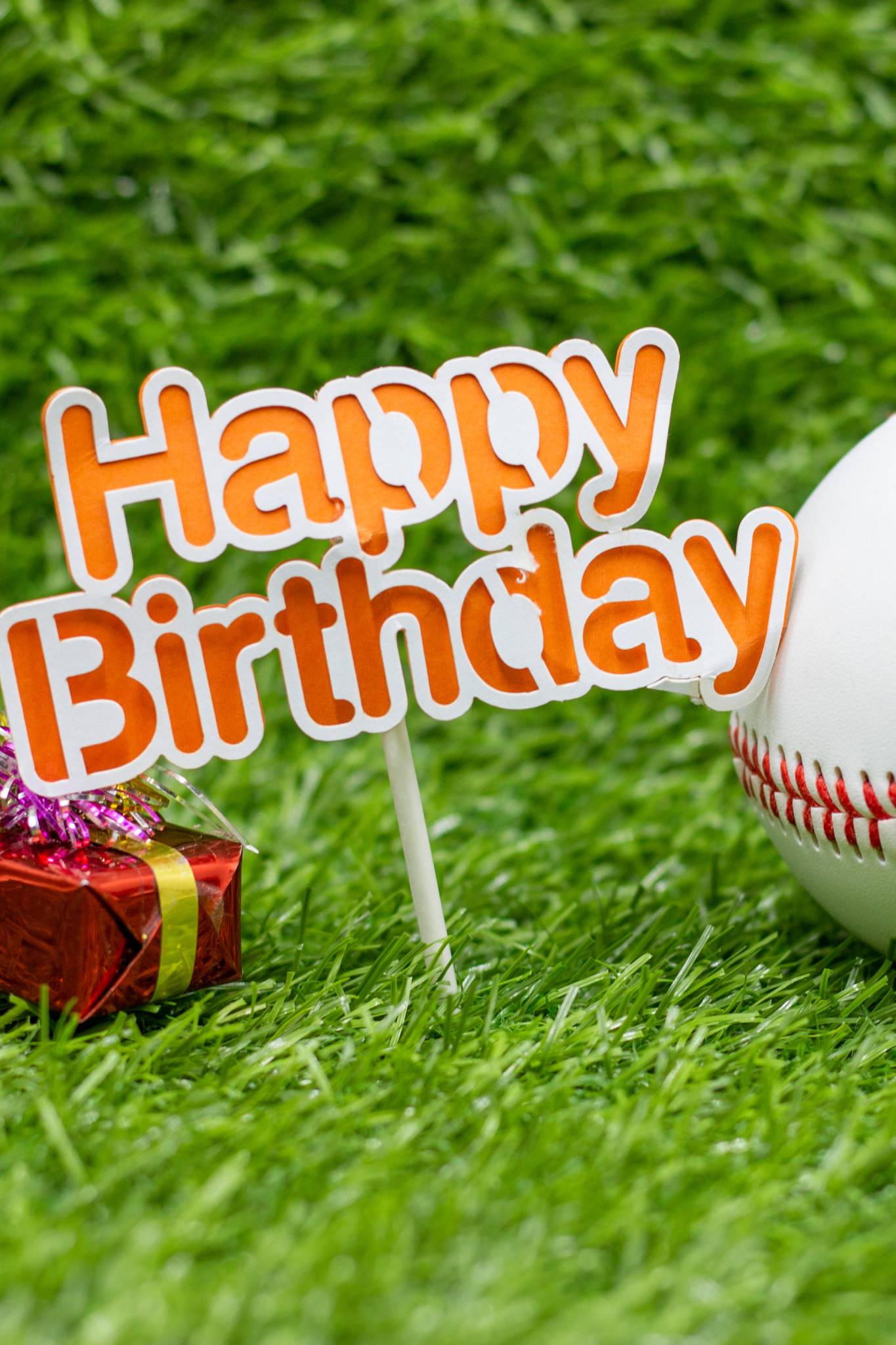 Best Birthday Ever: Gift Ideas for a Baseball Player